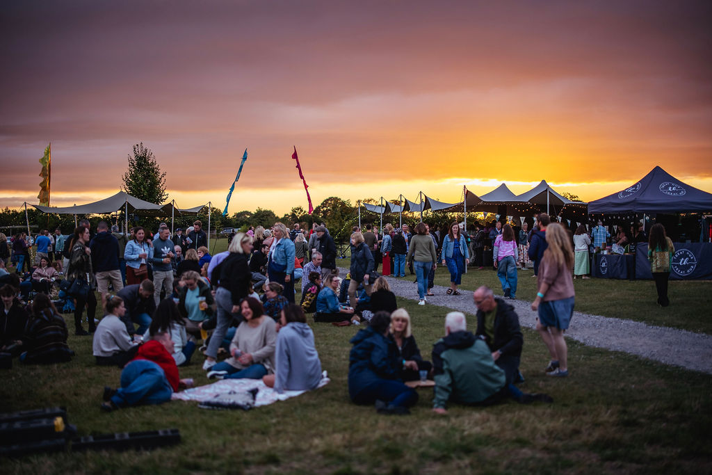 Rode Comedy Festival – A boutique, unique and beautiful open air comedy ...